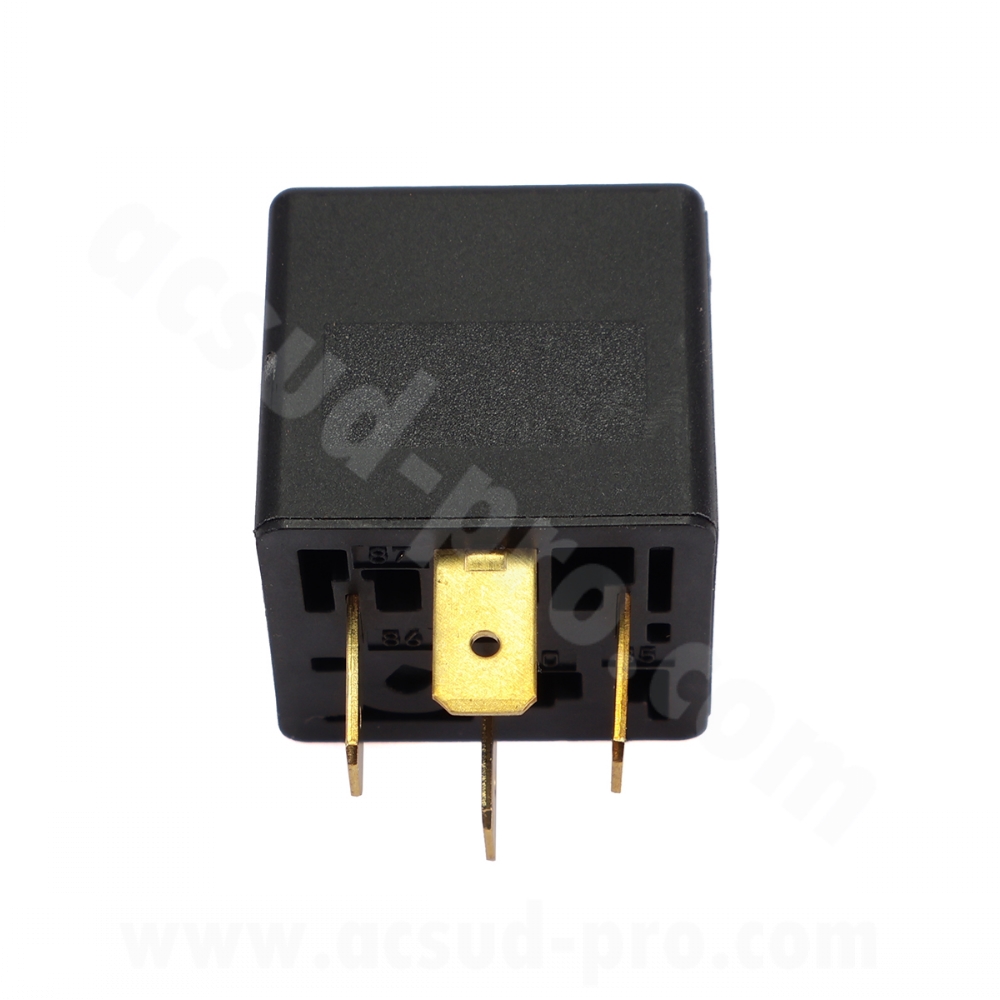 RELAIS 12 VOLTS 30 AMPERES 4 BROCHE